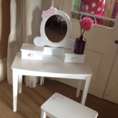 PRETTY GIRLS WOODEN DRESSING TABLE WHITE / PINK FL « Delivery Supermarket